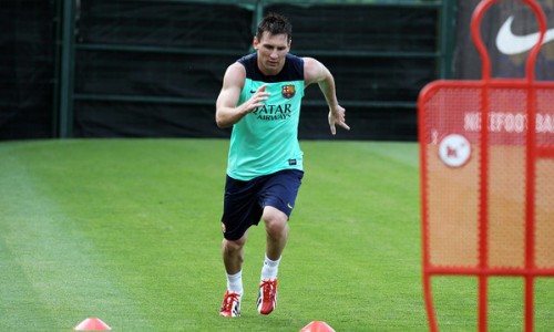 Lionel Messi taille poids muscles et morphologie Footballeur | Physique ...